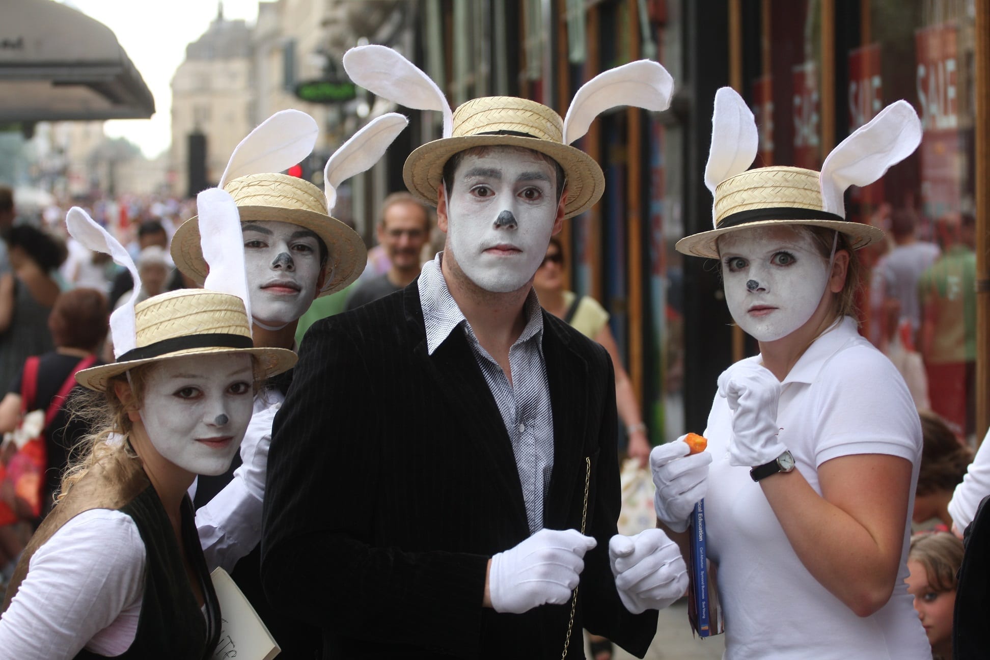 Alice in Wonderland Oxford – Experience Oxfordshire