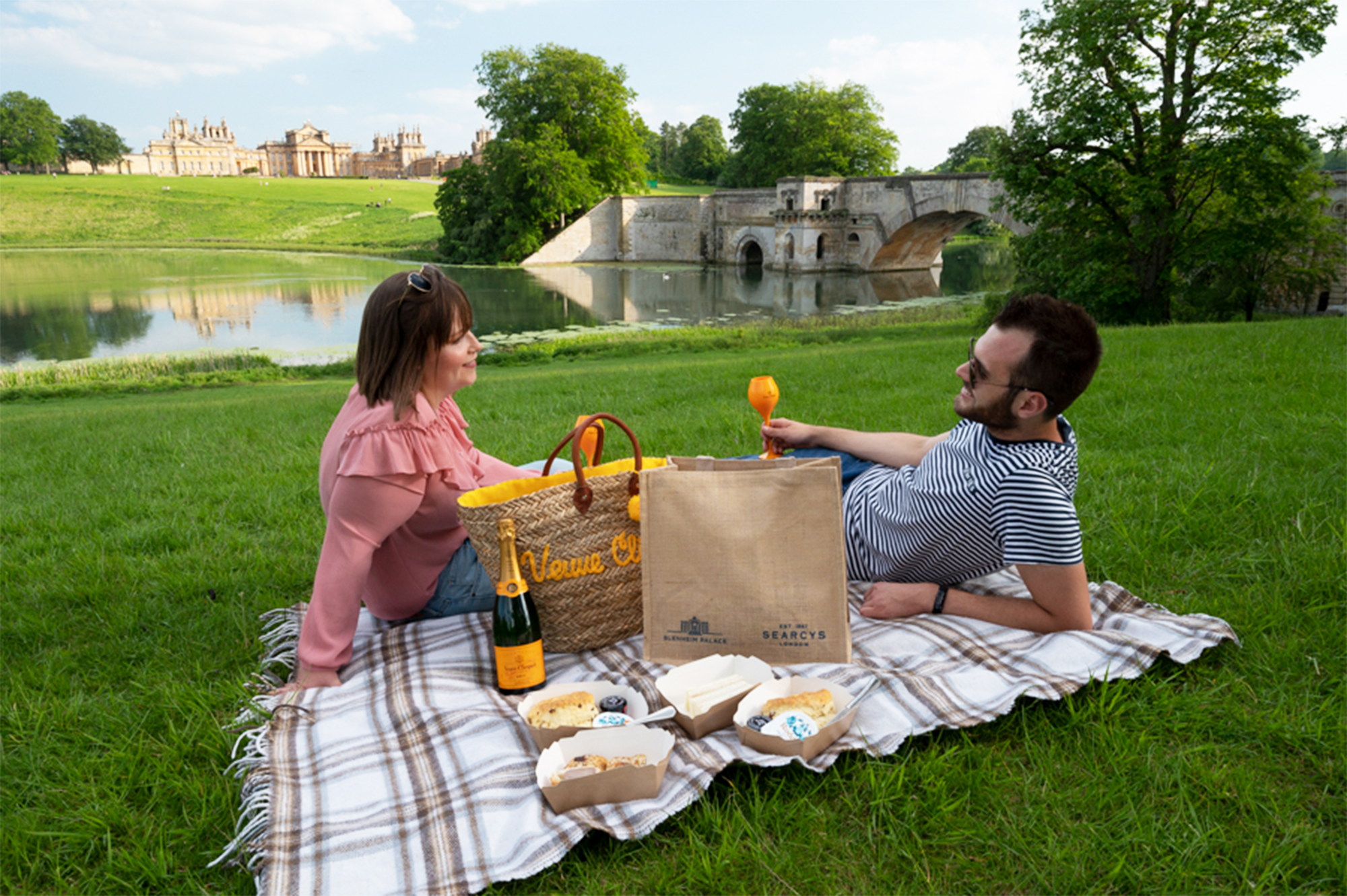 Enjoy the ‘Finest View in England’ With a Summer Picnic at Blenheim ...